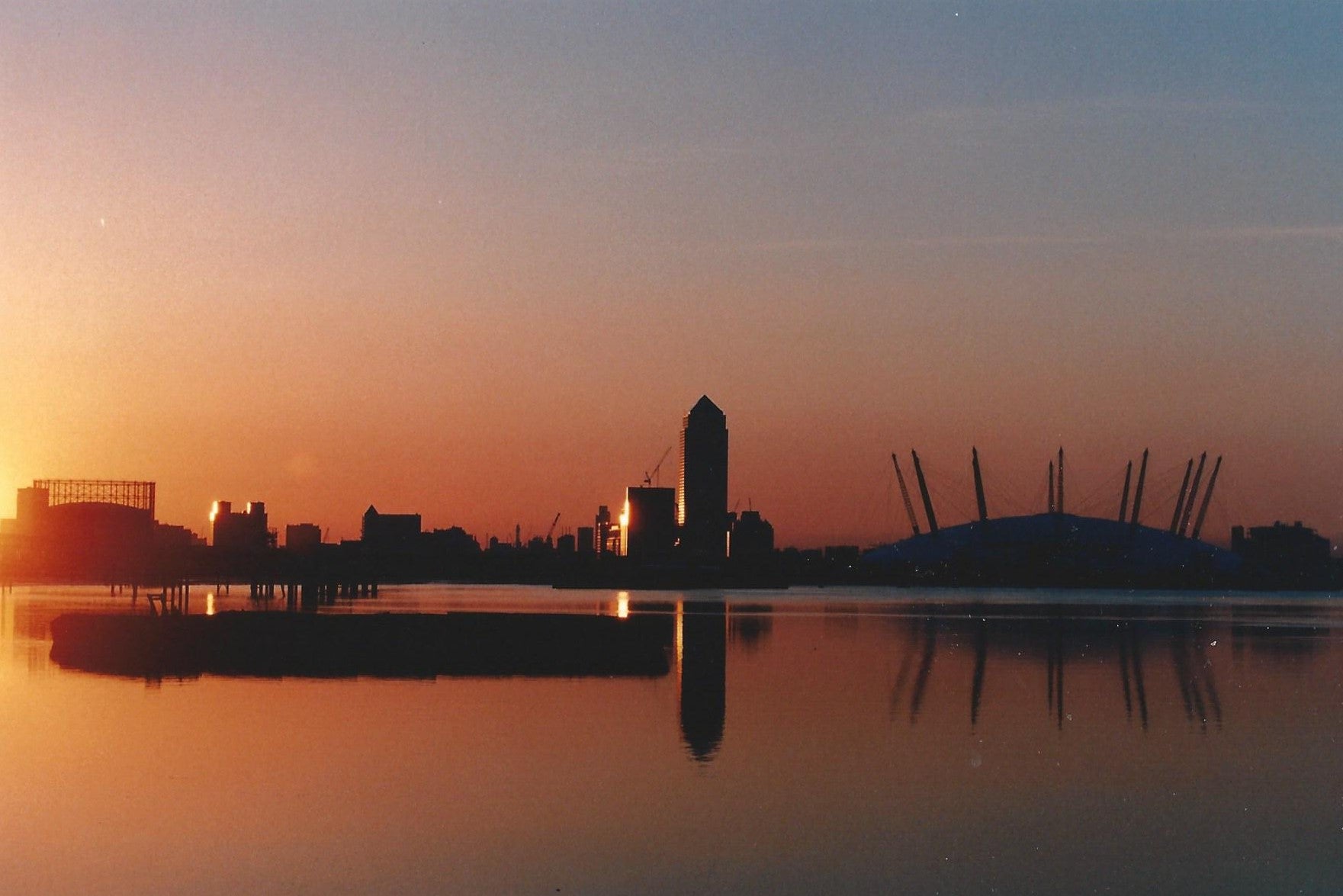 Canary Wharf and O2 Sunset Reginald Beer photograph – Maps and Antique ...
